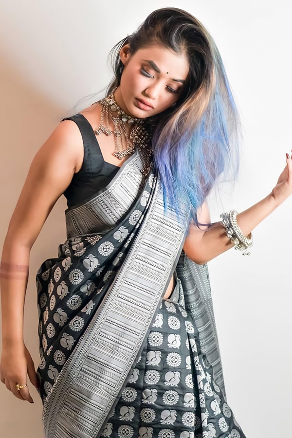 Modern designer saree for wedding Reception 2021 – Anaya Designer Studio