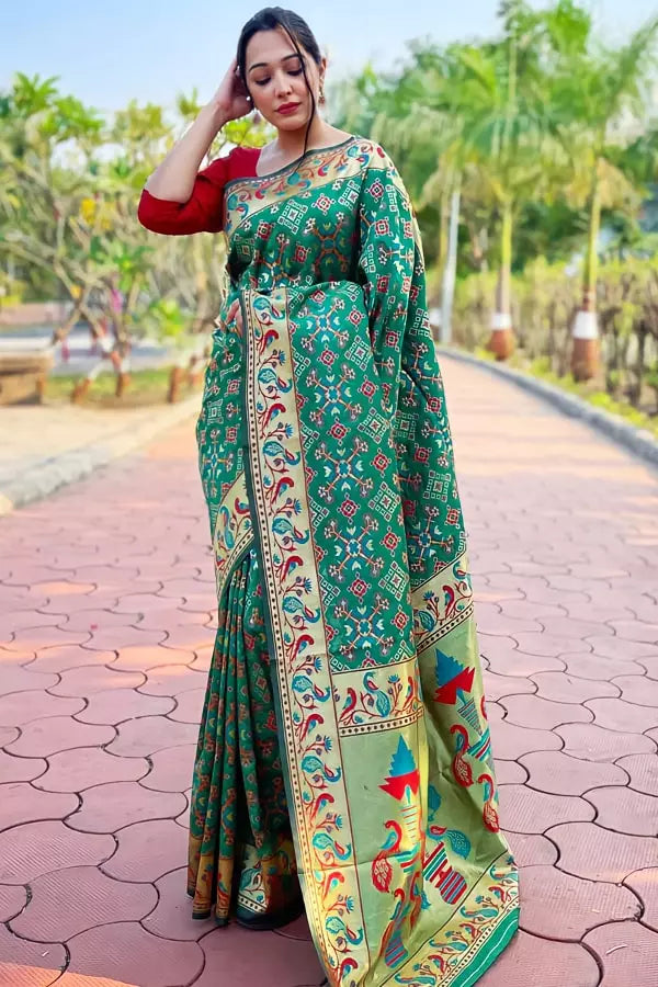 Green Paithani Saree With Red Border Online – Anaya Designer Studio